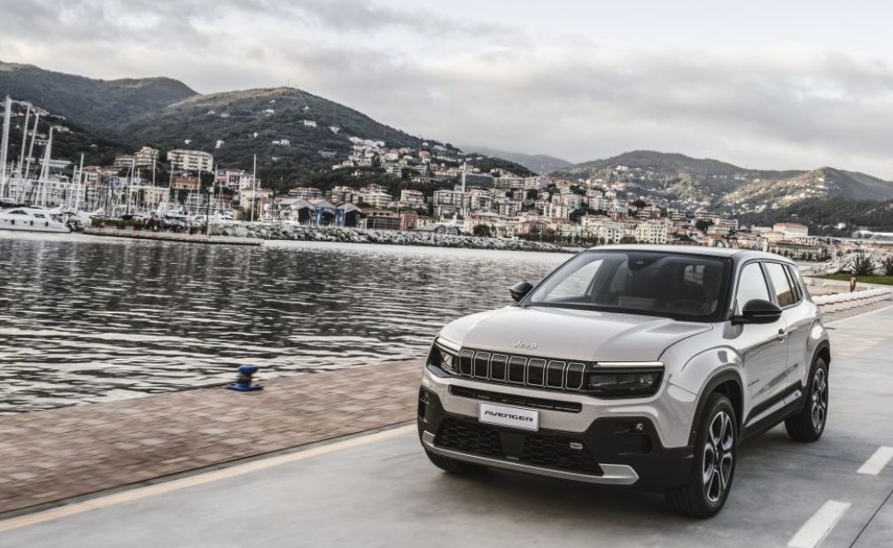 Jeep® atteint un jalon historique avec la production de son 100 000e ...